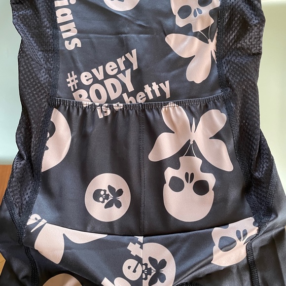 Betty Designs | Other | Betty Designs Short Sleeve Cycle Skinsuit ...